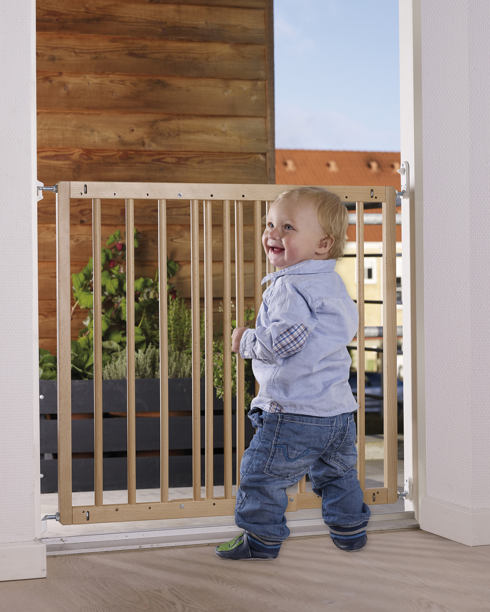 BabyDan Multidan Safety Gate Wood