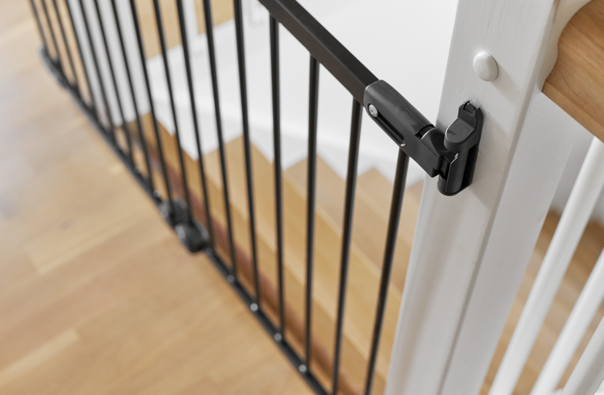 BabyDan EBBA Safety Gate, Metal, 105.5 cm/41.54", Black