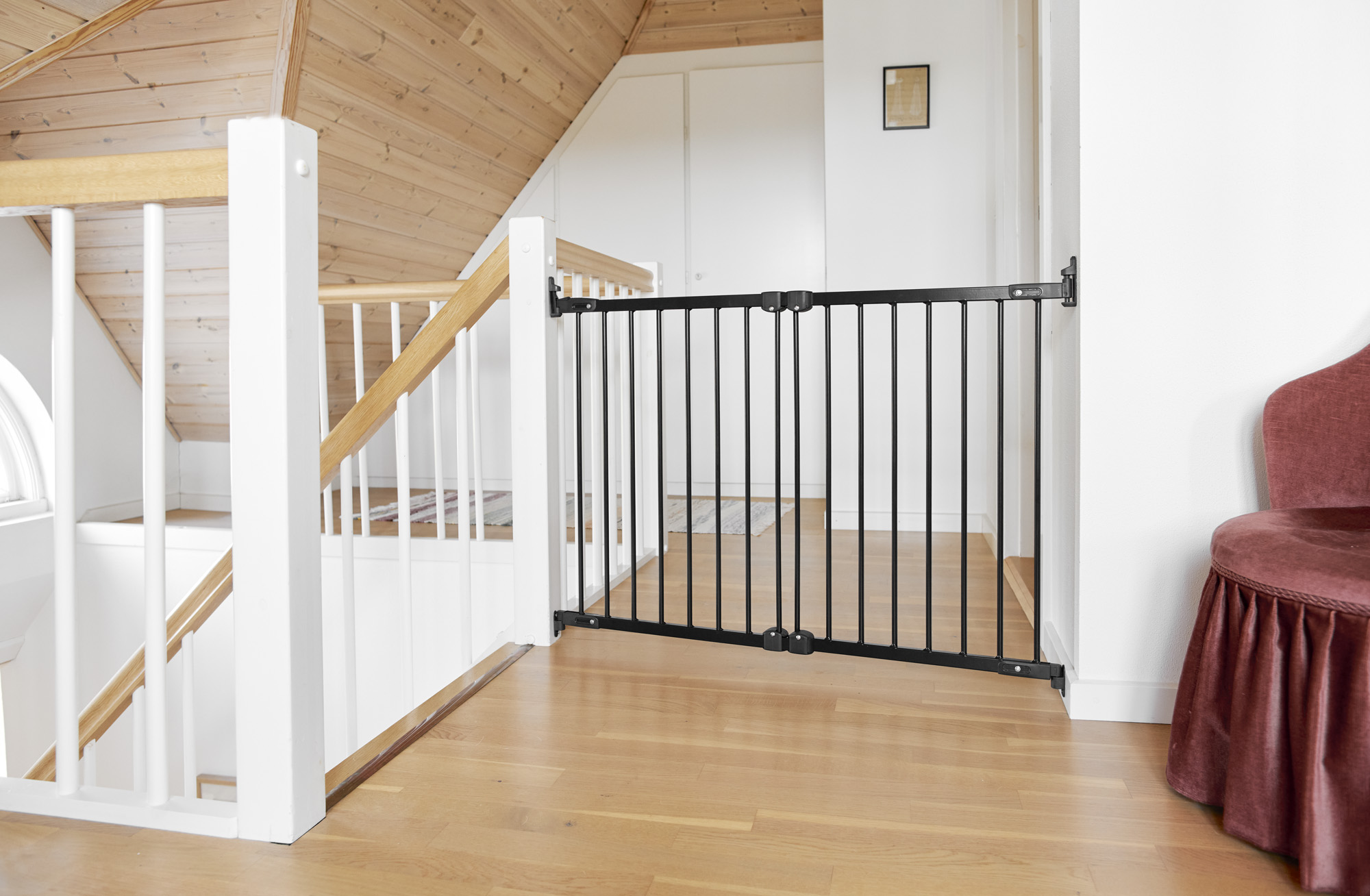 BabyDan EBBA Safety Gate, Metal, 105.5 cm/41.54", Black